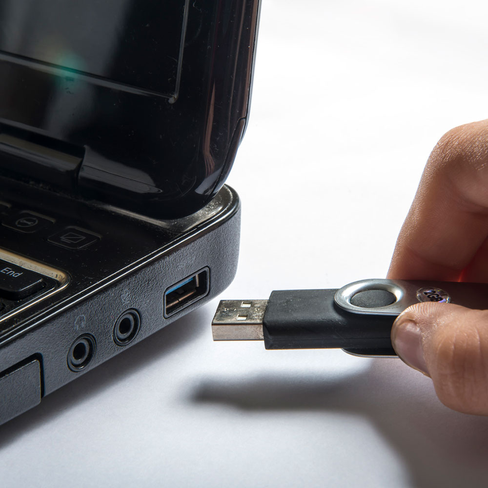 How do you transfer your files? | Geeks2U