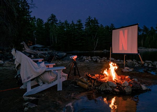 How to watch Netflix without an Internet connection | Geeks2U